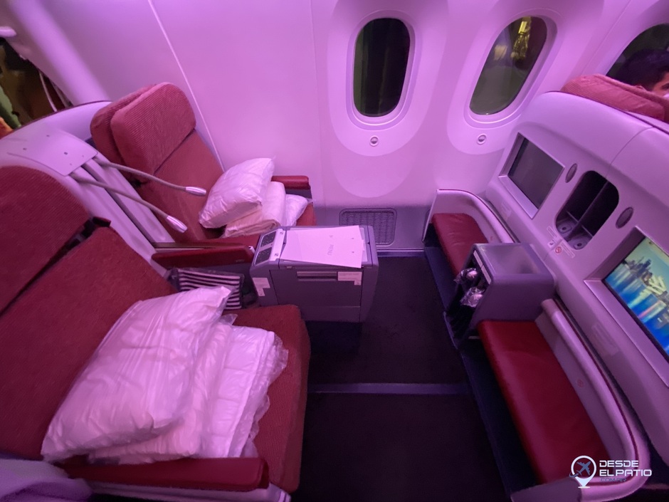 Utilizando los beneficios de la cuenta Premium World del BBVA con LATAM