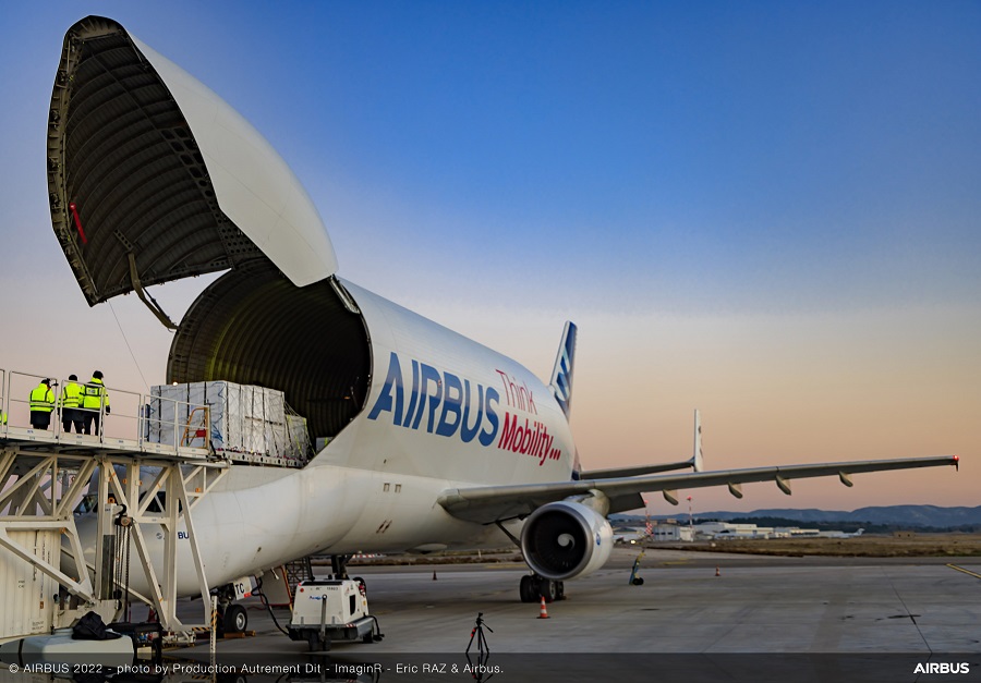 Airbus presenta al Beluga como nuevo transporte de carga aérea