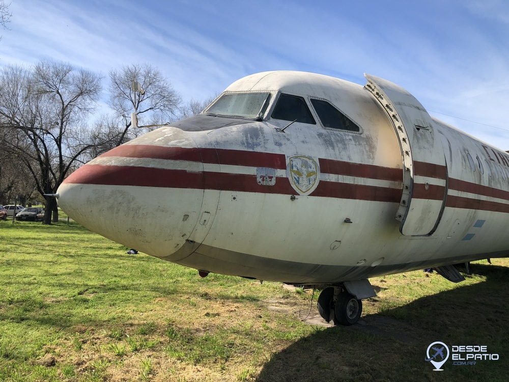 Visitando el BAC 1-11 que se está restaurando en el INAC CIATA de Morón