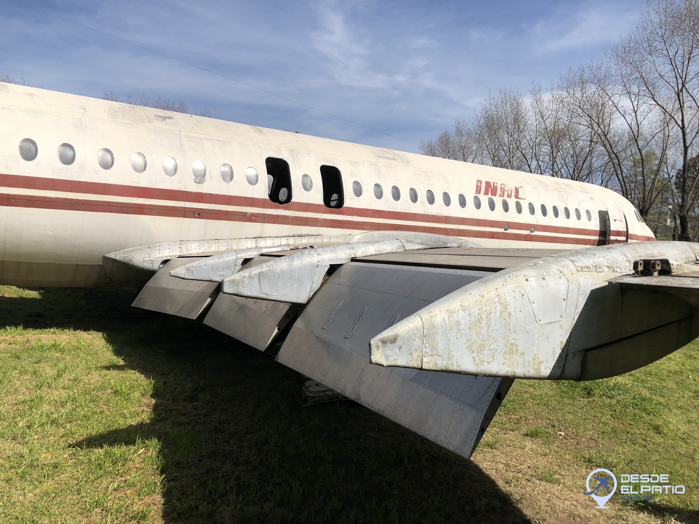 Visitando el BAC 1-11 que se está restaurando en el INAC CIATA de Morón