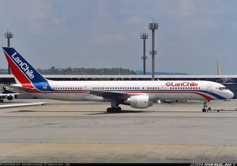 La historia del Boeing 757 de LAPA que aún sigue volando